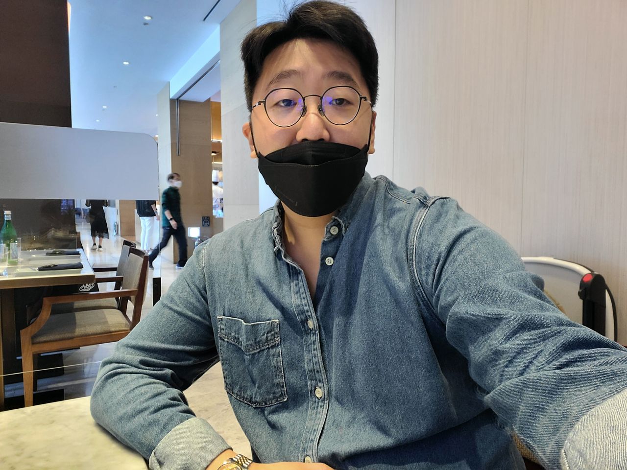 Urban Host | 홀릭스(HOLIX)